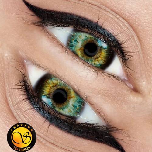 Addictive Beauty is a Makeup Clinic in Tallahassee, FL 32301